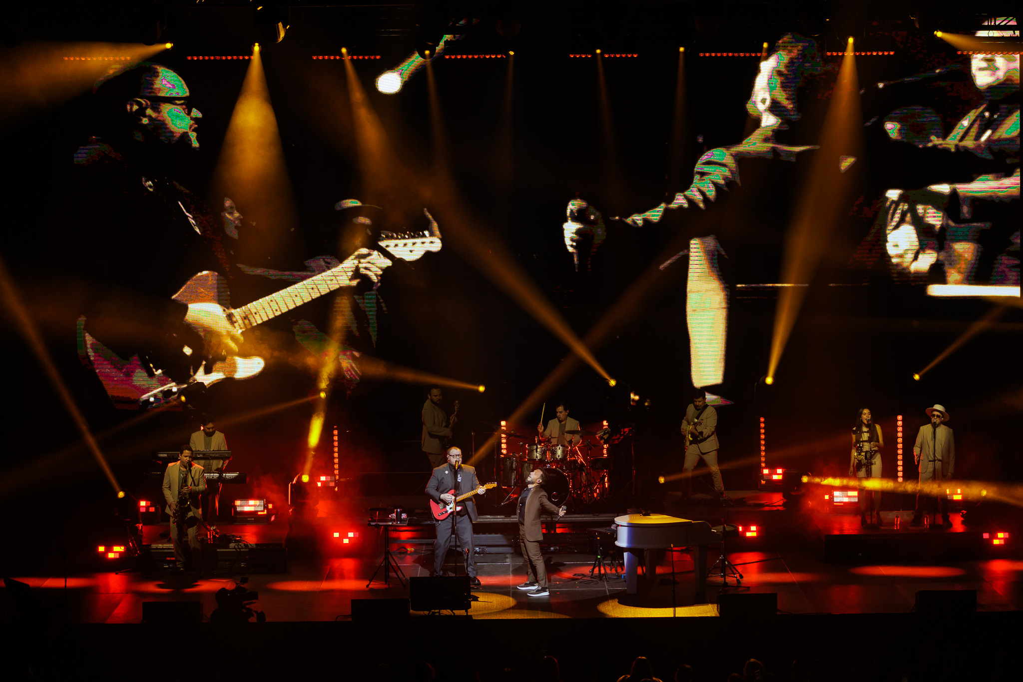 Impresionante ‘Sold Out’ de SIN BANDERA en la ciudad de Miami en su ...