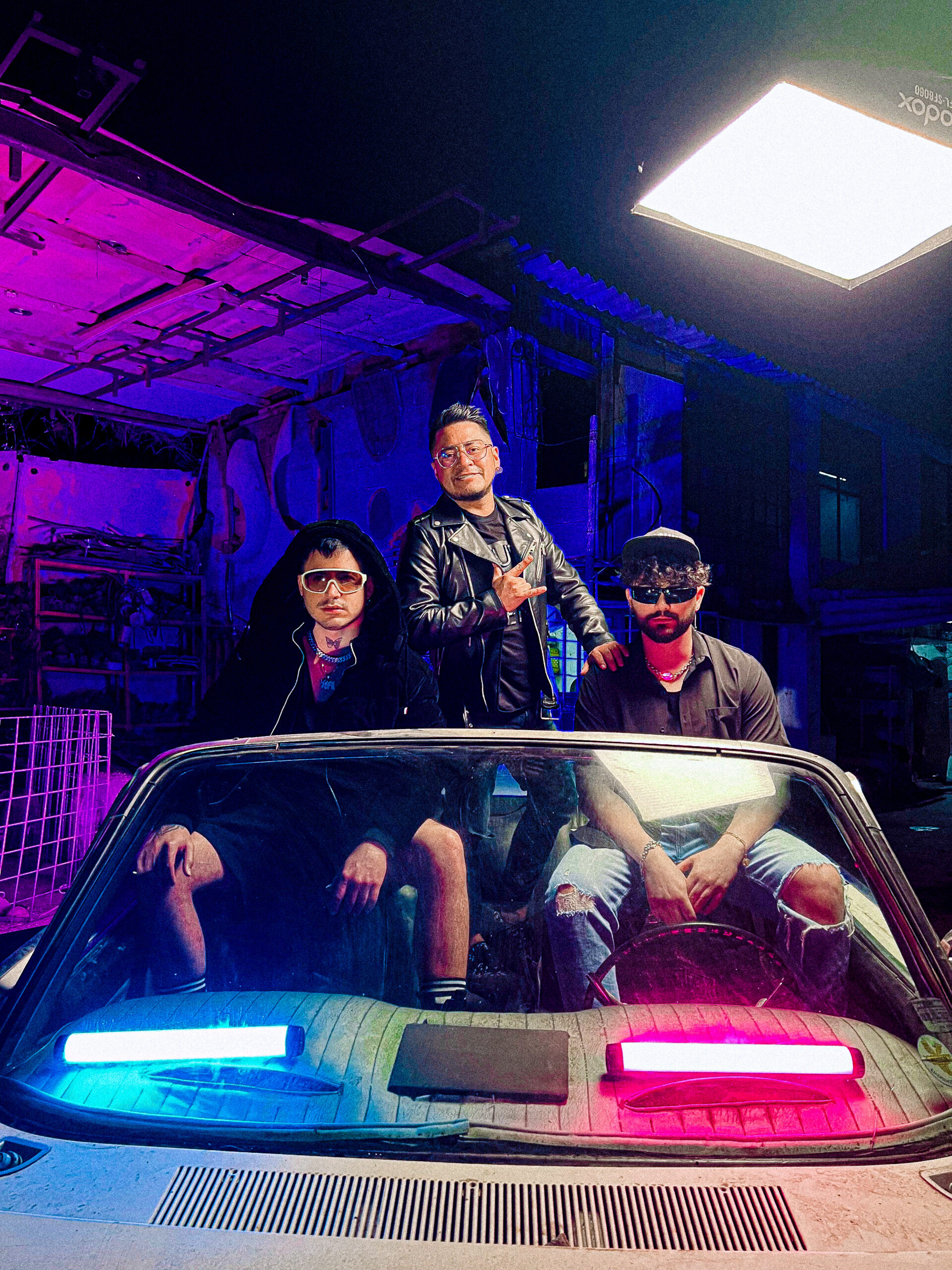 SMS y Banda La Fregona llegan con su nuevo sencillo titulado “RIP ...