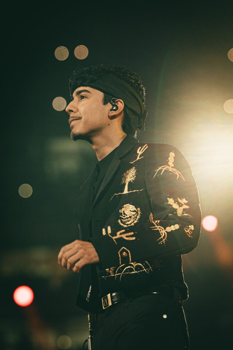 IVAN CORNEJO HACE HISTORIA CON SU DEBUT EN EL RODEO HOUSTON; ACTÚA ANTE ...