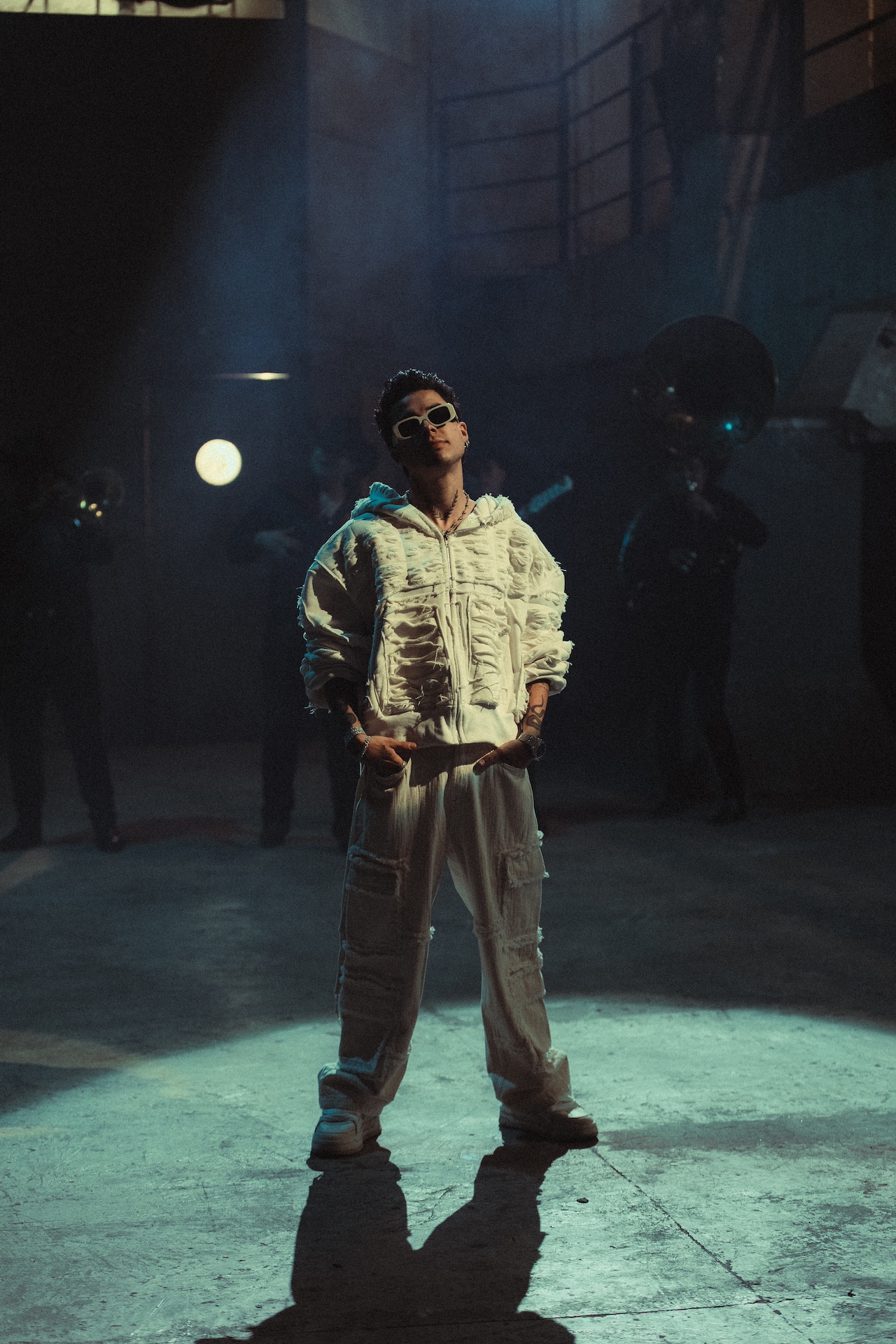 MARIO BAUTISTA SE SUMERGE EN UN PERREO TUMBADO CON EL IMPACTANTE ...