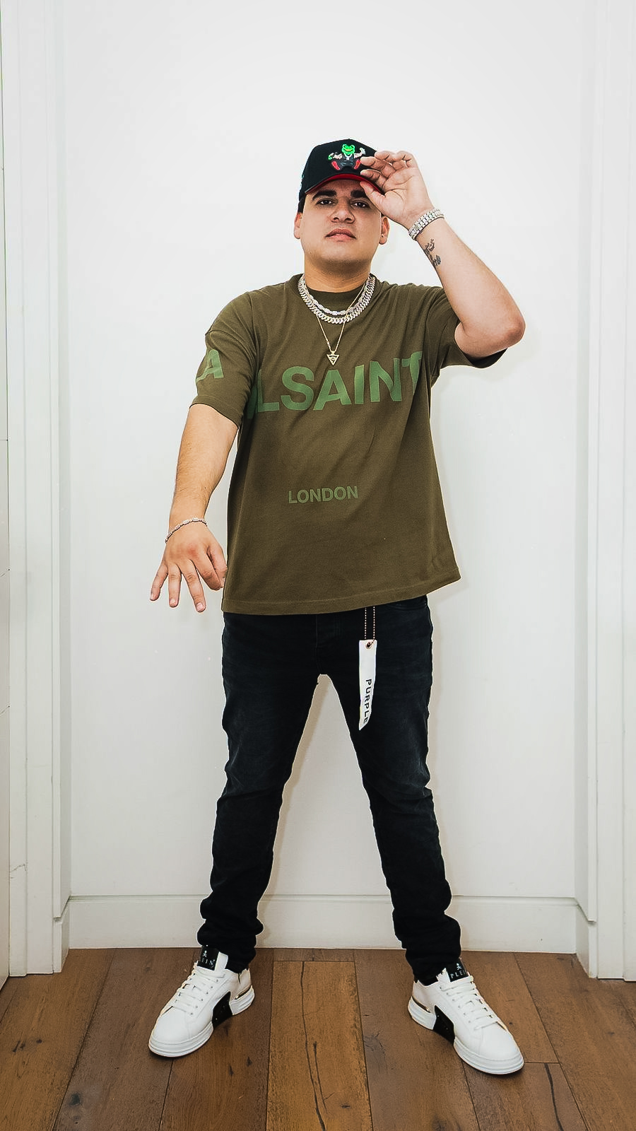 Alexis Fierro Chachito nominado a mejor escritor en los Premios ...