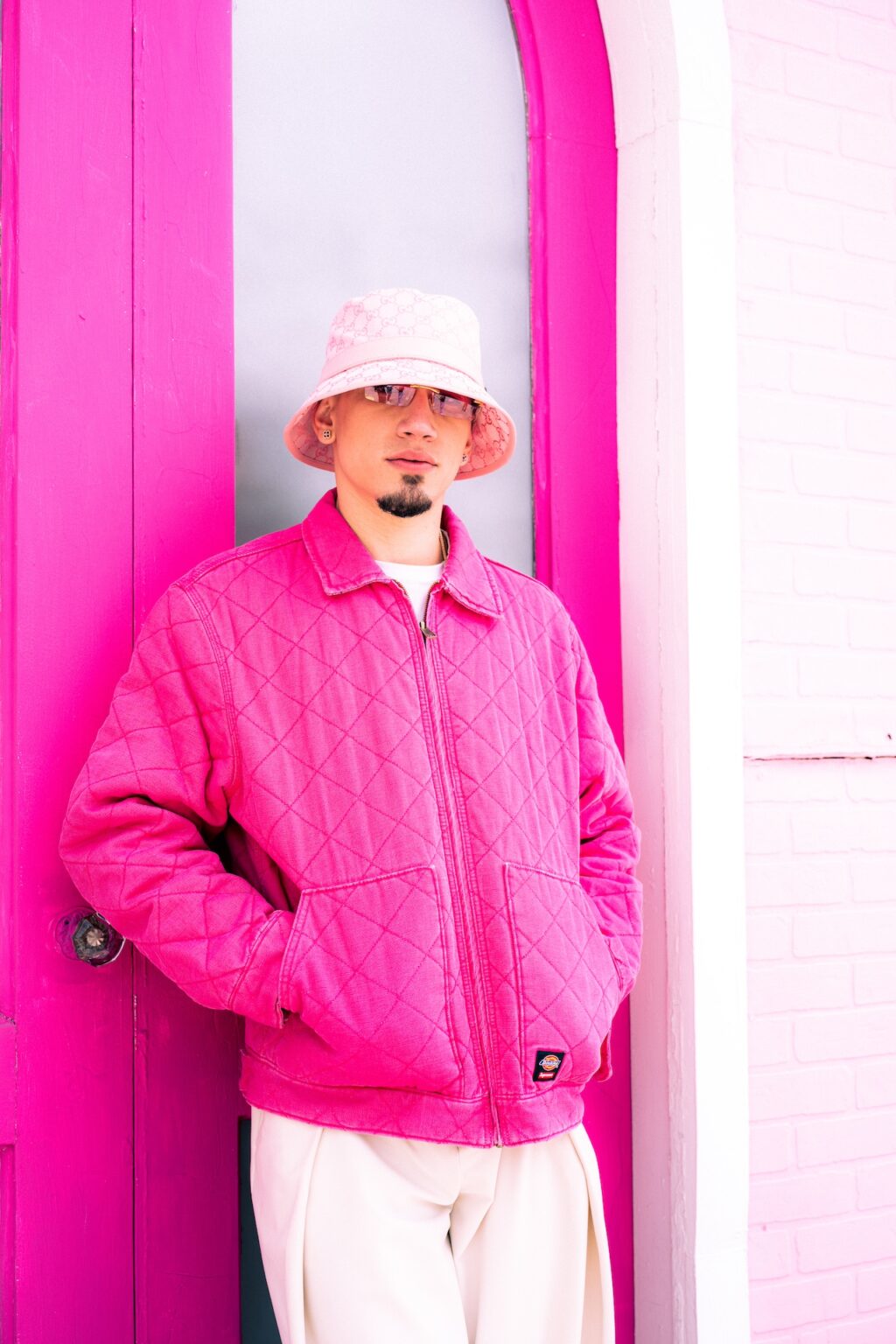 OMAR COURTZ ALCANZA NUEVAS ALTURAS CON SU PRIMER ÁLBUM DE ESTUDIO ...