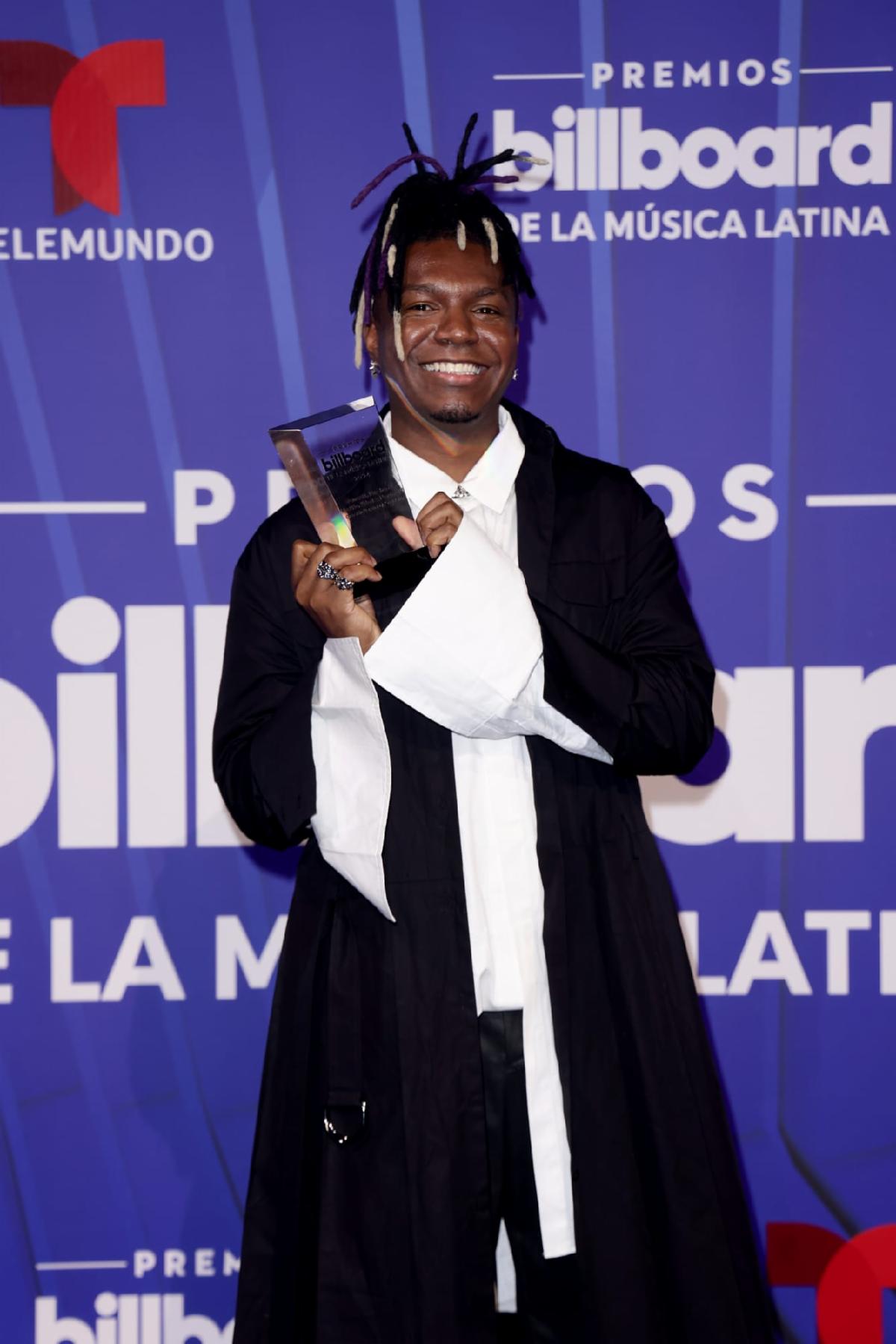 Venesti triunfa en los Premios Billboard de la Música Latina 2024 - El ...